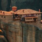 Athens : Delphi - Meteora - Thermopulae 2 day tour ! - Day 1: From Athens to Delphi and Meteora