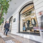 Athens: Greek Fashion Shopping Tour with a Local Expert - Authenticity and Reviews
