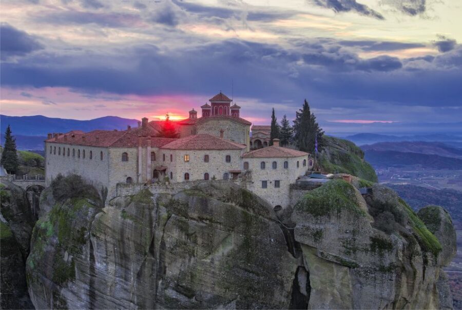 Athens: Meteora 2-Day Trip with Hotel, Sunset & Morning tour - The Sum Up: Who Should Consider This Tour?