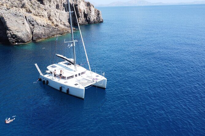 Athens Private Half day Catamaran cruise with meal & drinks