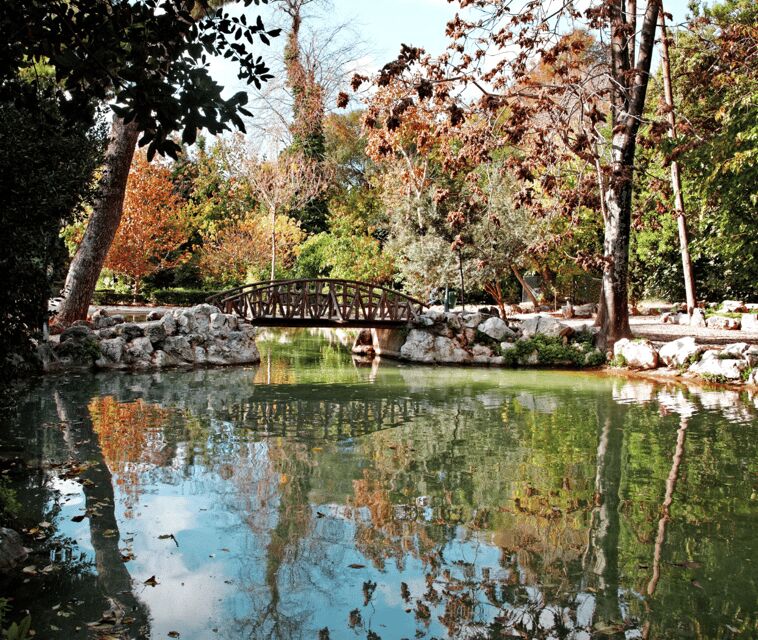 Athens: Romantic Day for Two  Online Guide by Meouzo - An In-depth Look at the Experience