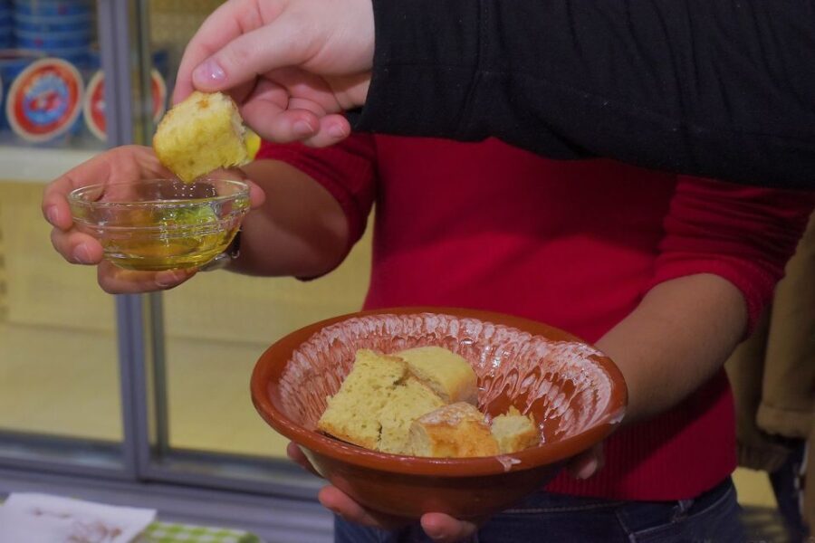 Athens: The Acropolis and Greek Food Private Guided Tour - Who Will Love This Tour?