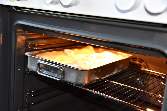 Austrian Apple Strudel Cooking Class including Lunch in Salzburg - An Authentic Taste of Austria: The Apple Strudel Cooking Class in Salzburg