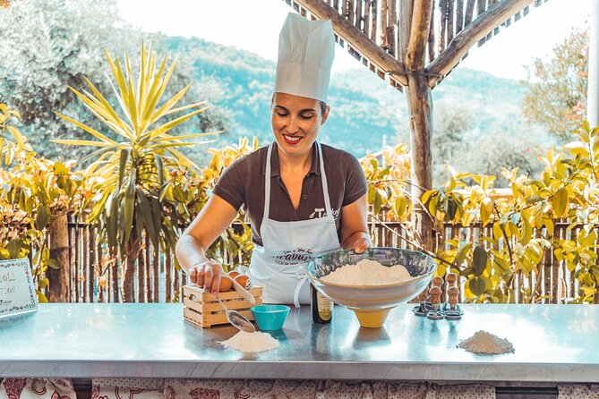 Authentic Pasta Cooking Class in Sorrento with Wine - Key Points