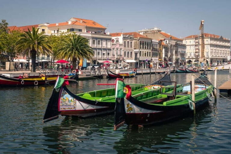 Aveiro: Flexible Walking Tour in Historic Center - Authentic Sights and Hidden Gems