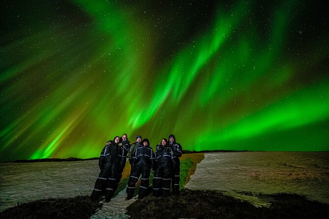 Award Winning Northern Lights Small Group Tour with Photos - Key Points