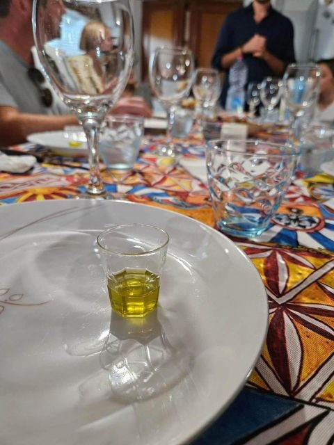 Balestrate: Olive Grove Tour with Wines & Olive Oil Tasting - Tasting in a Sicilian Family Home