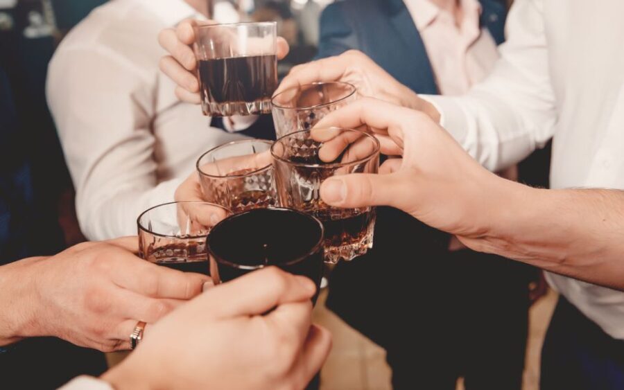Bamberg: Bar & Club Tour with free Shots & VIP entry - The Value of the Experience