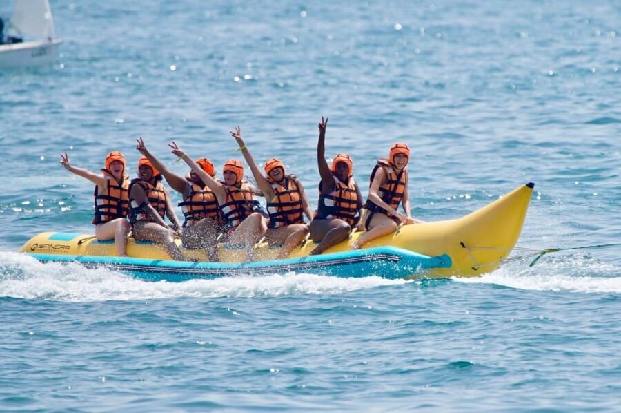 Banana Boat Barcelona - What Makes the Banana Boat Barcelona Stand Out?