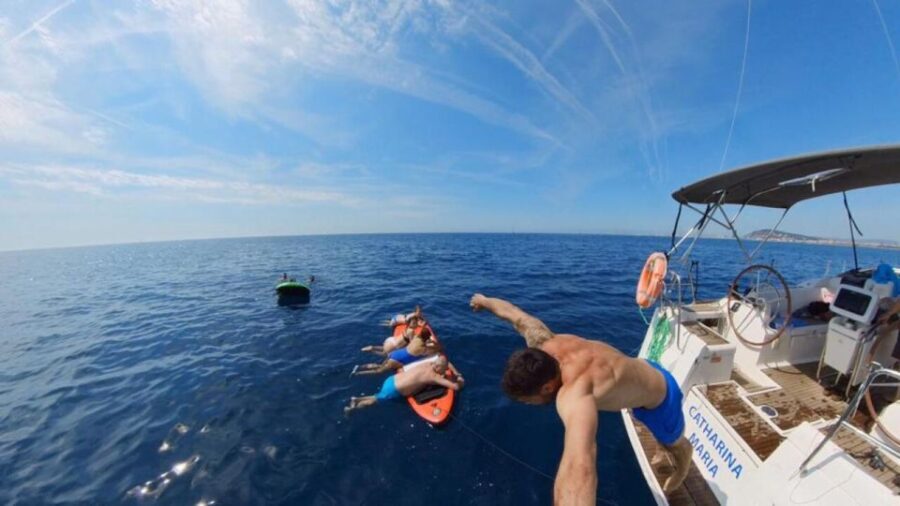 Barcelona: 2-Hour Sunset Sailboat Trip - The Sum Up