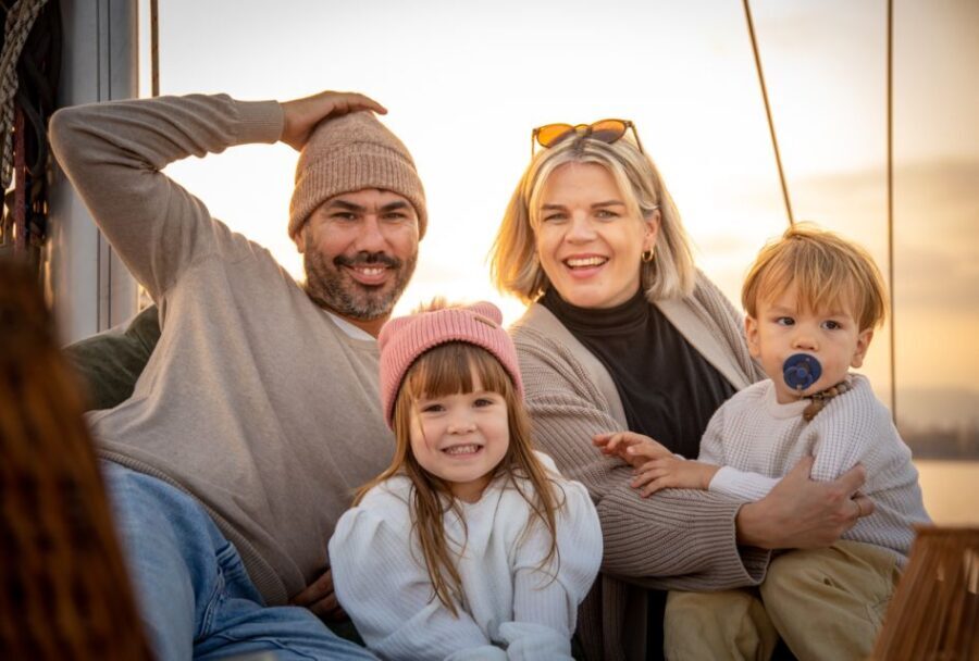 Barcelona : 2 hours Sailing tour with snacks and drinks - What to Expect During the Tour