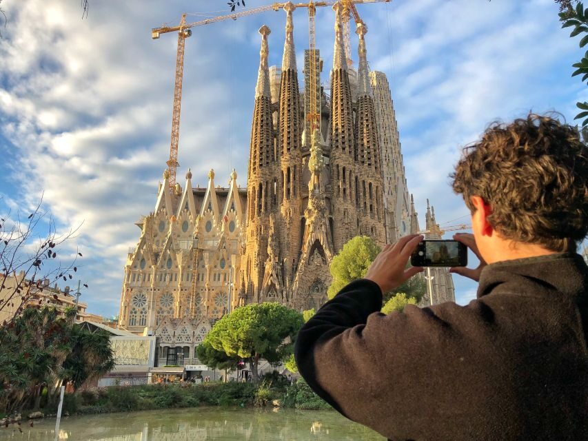 Barcelona: 3-Hour Bike Tour with a Local Guide - What You Can Expect on the Tour