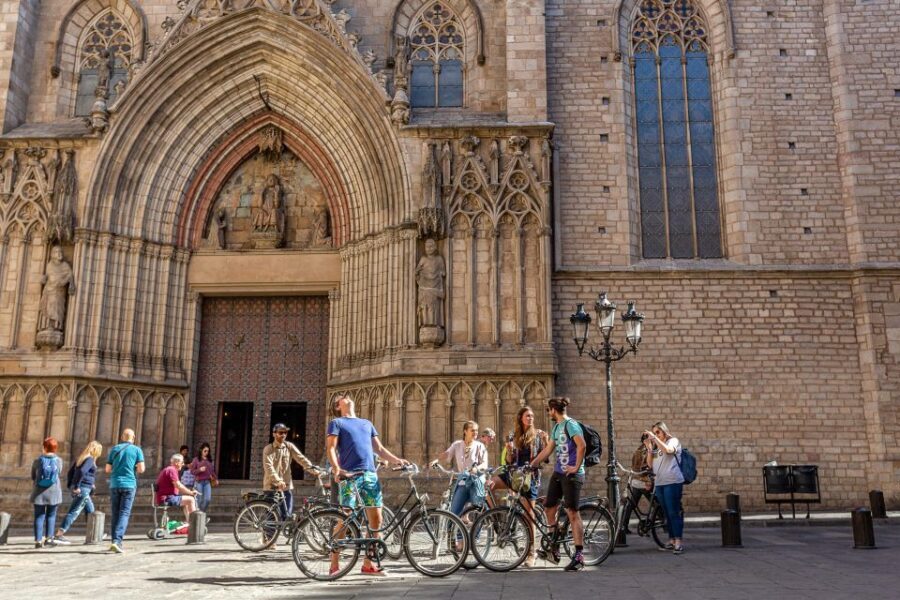 Barcelona: 4-Hour Small Group Bike Tour - Highlights and Stops That Make the Tour Shine
