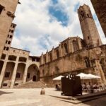 Barcelona: Barri Gotic Small Group Walking Tour - Exploring the Itinerary: What You’ll See and Feel