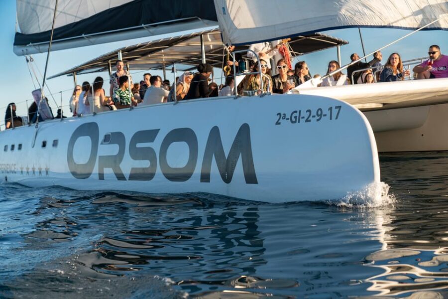 Barcelona: Catamaran Cruise with optional Live Jazz Music - Key Points