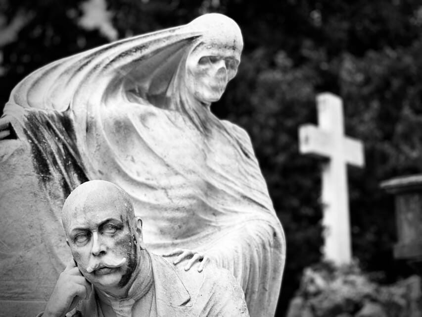 Barcelona: Cemetery Tour - Gothic Graves & Local History - Top Highlights of the Cemetery Tour