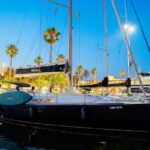 Barcelona: Cena Romántica y noche en camarote en velero - The Itinerary in Detail