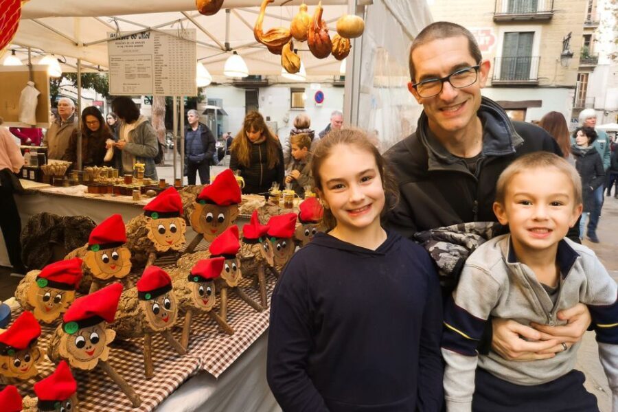 Barcelona: Churros, Hot Chocolate, and Games Family Tour - Who Should Consider This Tour?