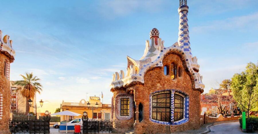 Barcelona: City Highlights Full-Day Private Guided Tour - What Makes This Tour Special?