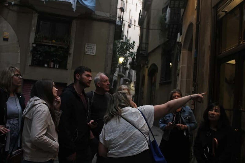 Barcelona: Craft Beer Tasting & Castellers Experience - The Heart of the Experience: Craft Beer & Tapas