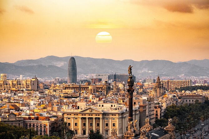 Barcelona Discoveries Private Tour - Key Points