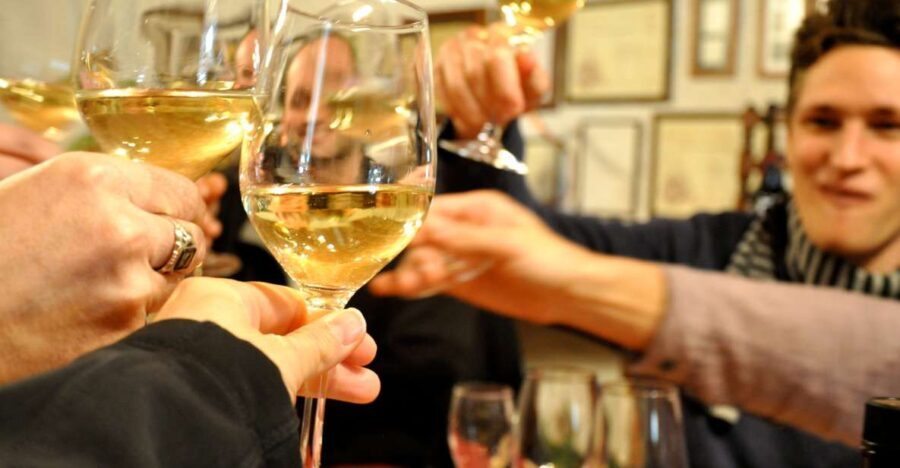 Barcelona: Evening Food and Wine Tasting Tour - Why This Tour Works Well for Travelers