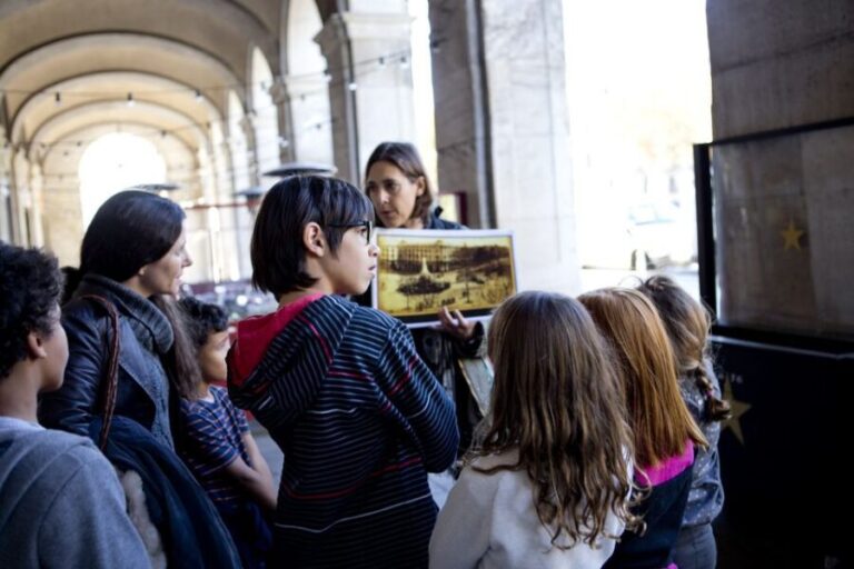 Barcelona: Family Tour in the Footsteps of Columbus - Key Points