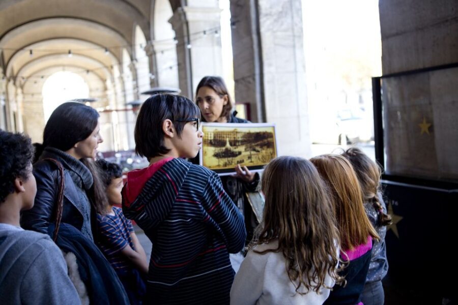 Barcelona: Family Tour in the Footsteps of Columbus - Key Points