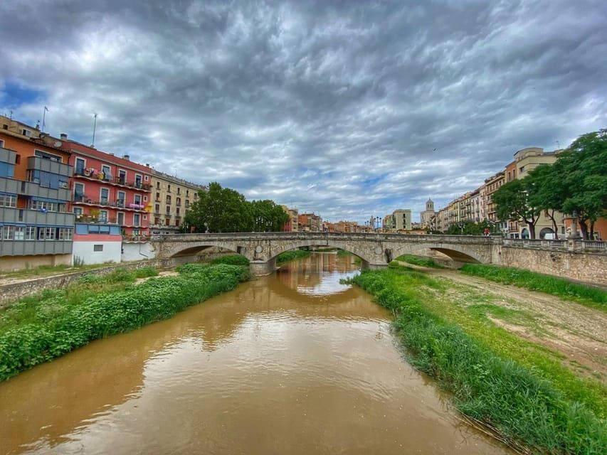Barcelona: Girona Province Day Trip with Dali Museum Entry - Why Choose This Tour?