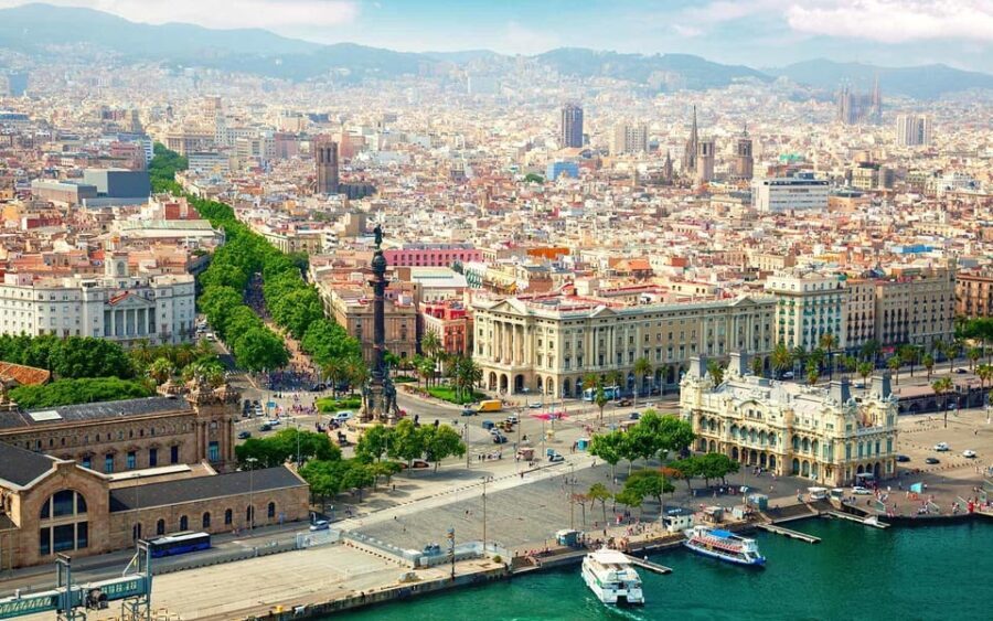 Barcelona: Gothic Quarter's Deepest Secrets Tour and Sangria - Discovering the Landmarks