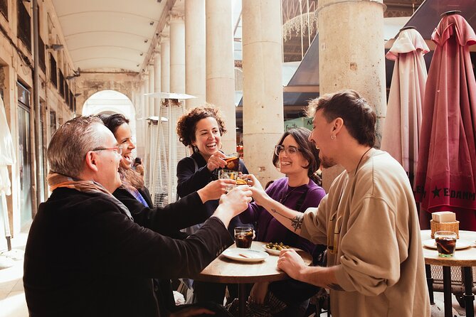 Barcelona : Gothic, Tapas, Churros & Vermouth - Key Points