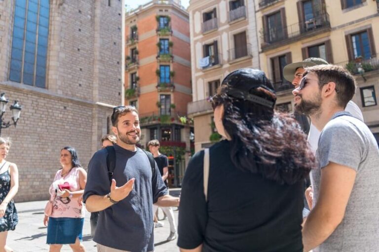Barcelona guided tour in French - The Itinerary: A Closer Look