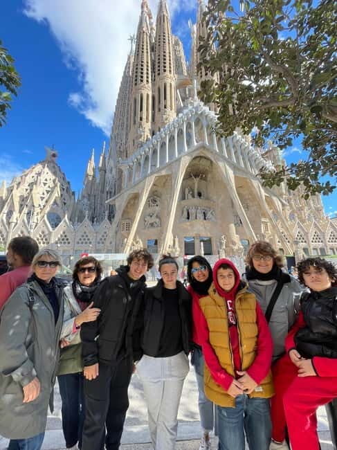 Barcelona: Guided Tour of the Sagrada Familia Skip the Line - Introduction: Why This Tour Is a Solid Choice in Barcelona