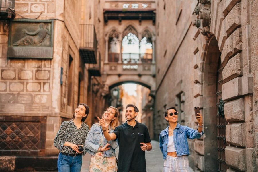 Barcelona: Guided Walking City Tour, Cable Car & Boat Ride - The Cable Car – A Must-Do for Views