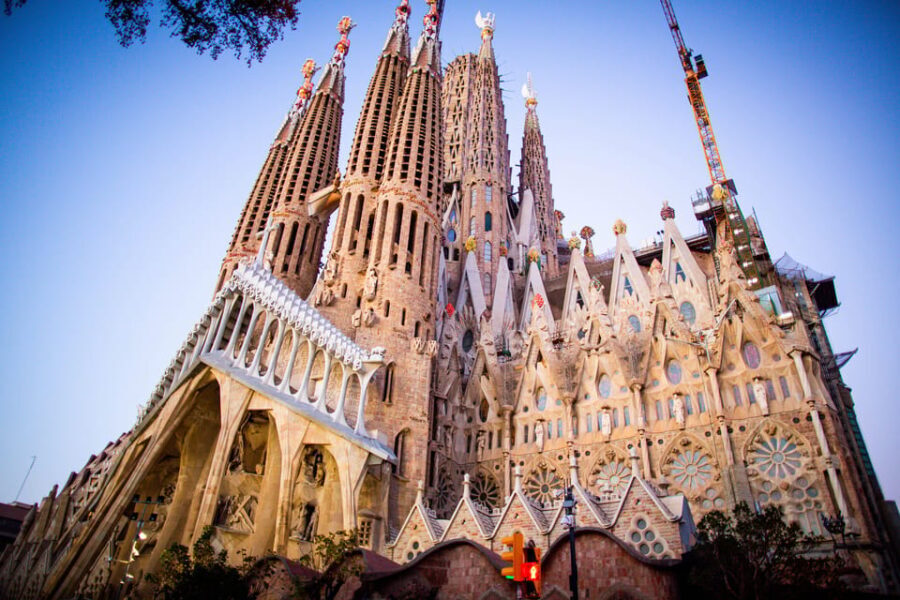 Barcelona Highlights: The Best of Gaudi On Segway - A Detailed Breakdown of the Itinerary