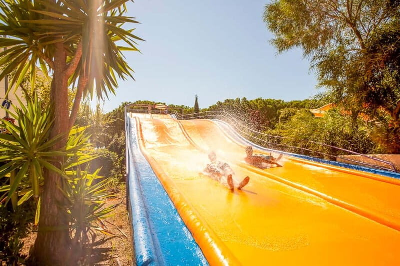 Barcelona: Illa Fantasia Water Park Day Ticket - How Do You Get There?