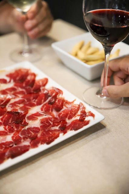 Barcelona: Jamón Experience Essentials - Discovering the Jamón Experience in Barcelona