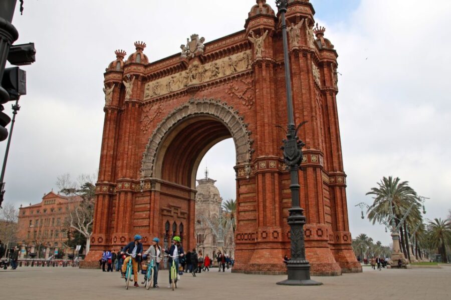 Barcelona: Montjuic Hill E-Bike Tour - Practical Details and Considerations