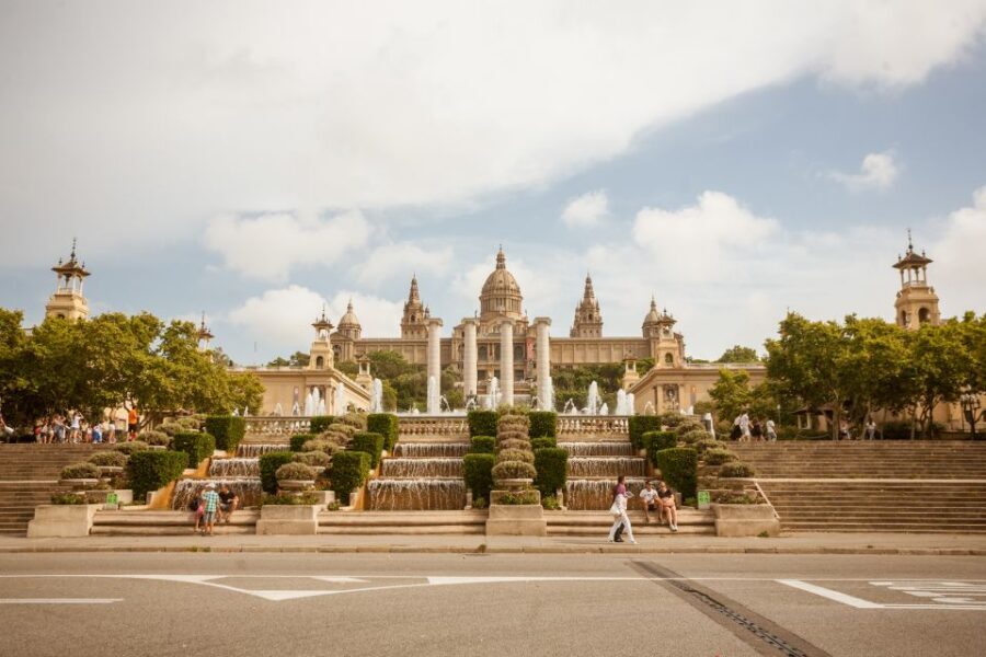 Barcelona Montjuic Three-Hour Bike Tour - Plaza de Espana and the Avinguda de la Reina Maria Cristina