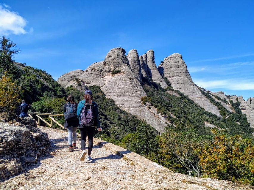 Barcelona: Montserrtat Hike and Winery Tour with Tasting - Practical Details and Tips