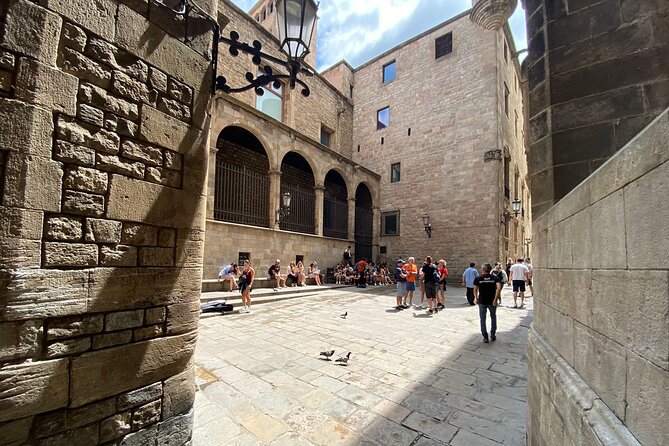 Barcelona Old Town Tour With Optional Flamenco Show - Key Points