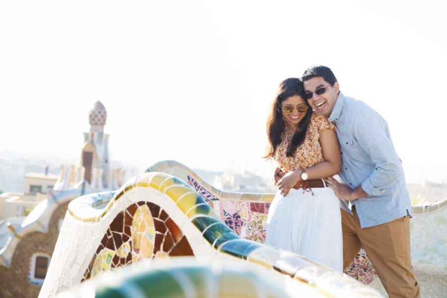 Barcelona: Park Güell Photoshoot - In-Depth Look at the Park Güell Photoshoot Tour