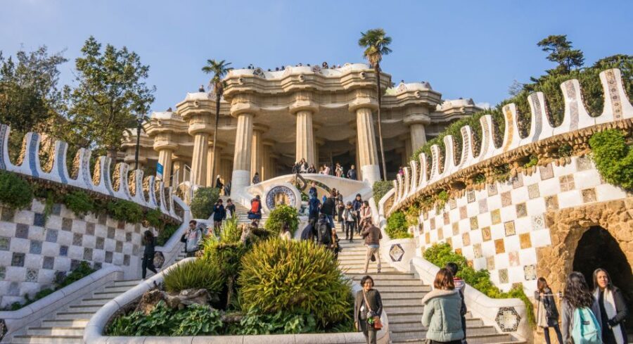 Barcelona: Park Güell & Sagrada Familia Guided Tour - The Experience and What It Means for You