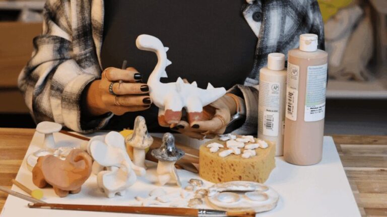 Barcelona: Pottery Workshop with Wine - The Flow of the 2-Hour Class