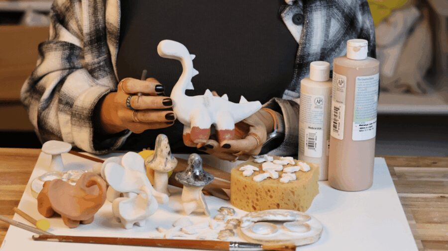 Barcelona: Pottery Workshop with Wine - The Flow of the 2-Hour Class
