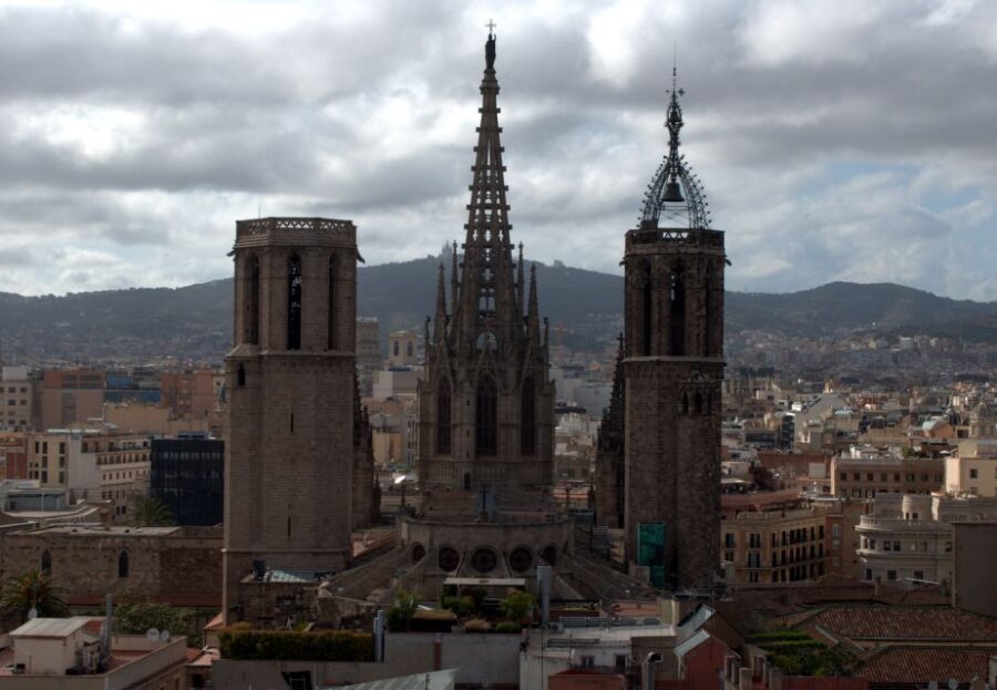 Barcelona: Private Gothic Quarter & Eixample Highlights Tour - What Makes This Tour Special