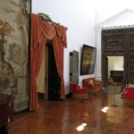 Barcelona: Private Tour Dalí, Cadaqués and Girona - Transportation and Group Dynamics