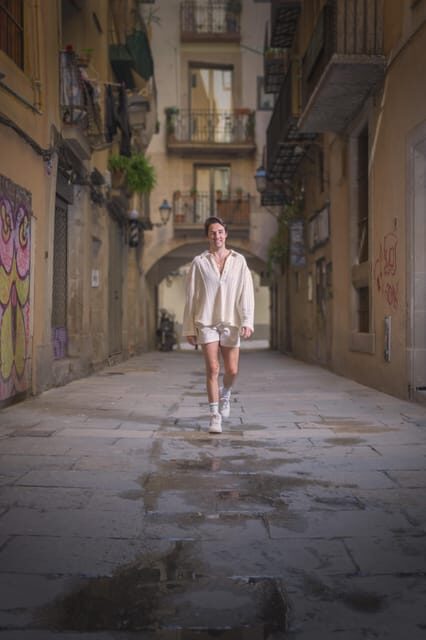 Barcelona Professional Photoshoot: Capture Your Best Moments - Detailed Breakdown of the Itinerary