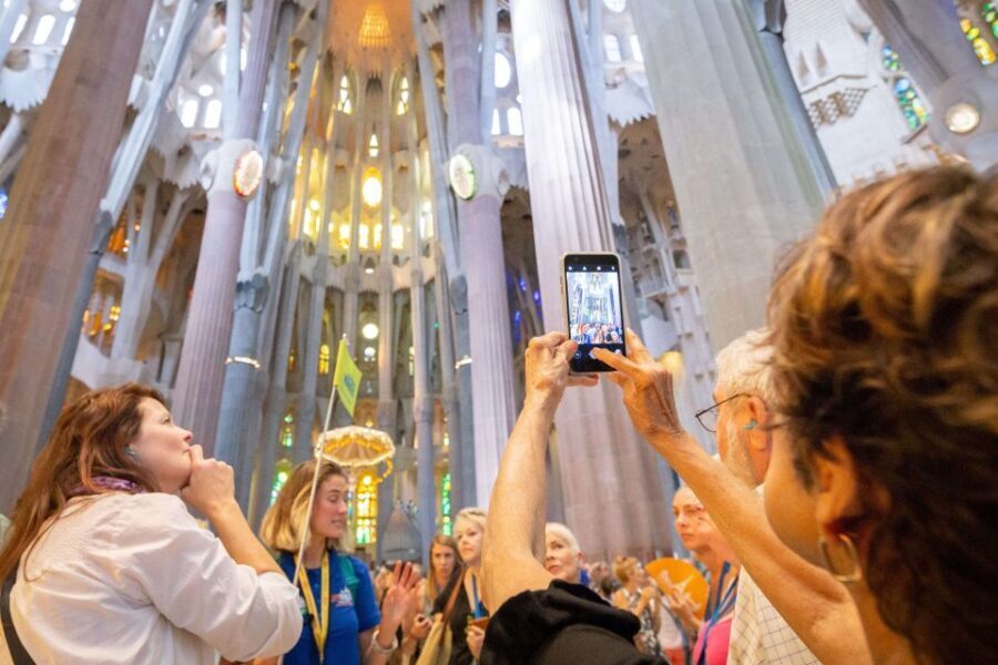 Barcelona: Sagrada Família and Park Güell Combo Guided Tour - The Highlights in Detail