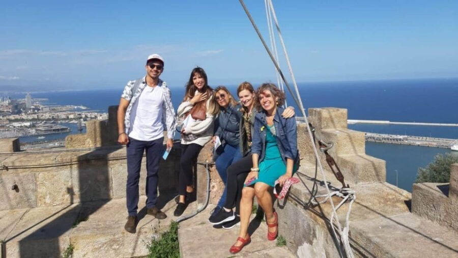Barcelona: Sagrada Familia and Park Güell with Hotel Pickup - Architectural and Cultural Gems